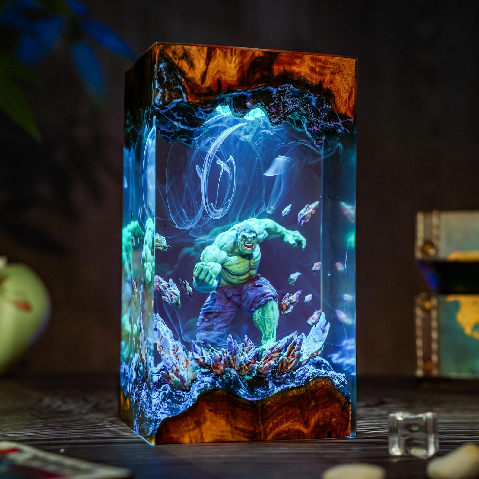 Personalized H.u.l.k Resin Lamp, Giant Green Hero Night Light, Handmade ...