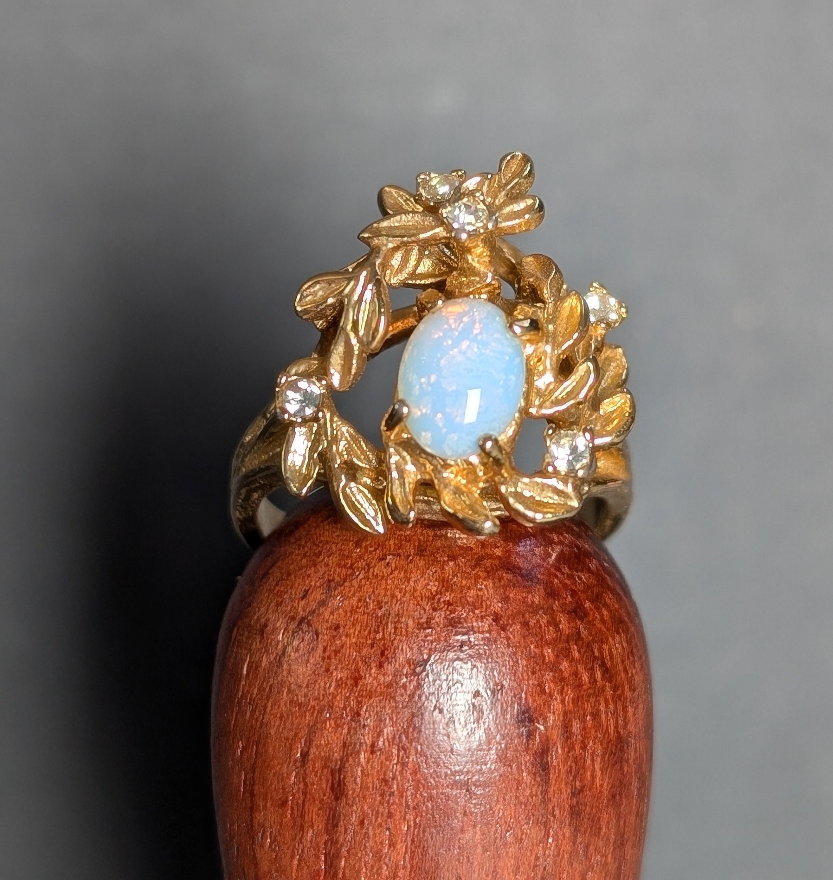 Vintage 18K HGE Gold Ring With Opalite and Crystal Accents - Size 7 - Etsy