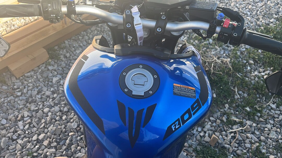 Yamaha FZ 09, 2015 Decal - Etsy