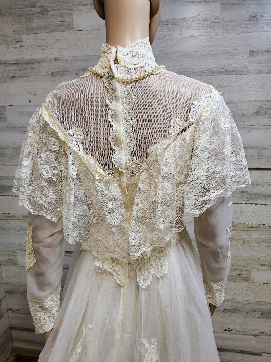 Vintage 70's Edwardian High Collar and Caped Shoulder Ivory Laced ...