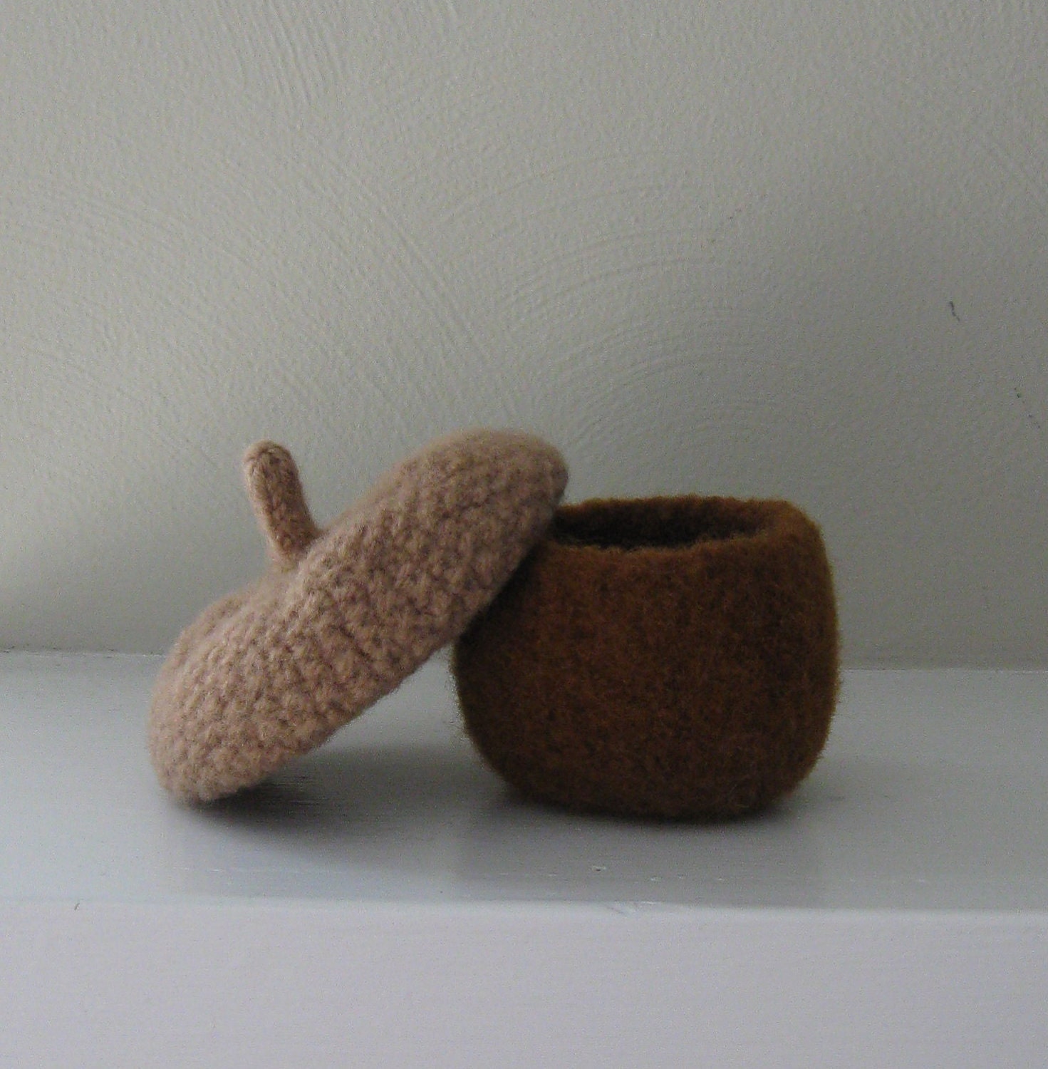 Acorn Jar With Removable Lid -original - Brown Nut - Felted Wool - Etsy