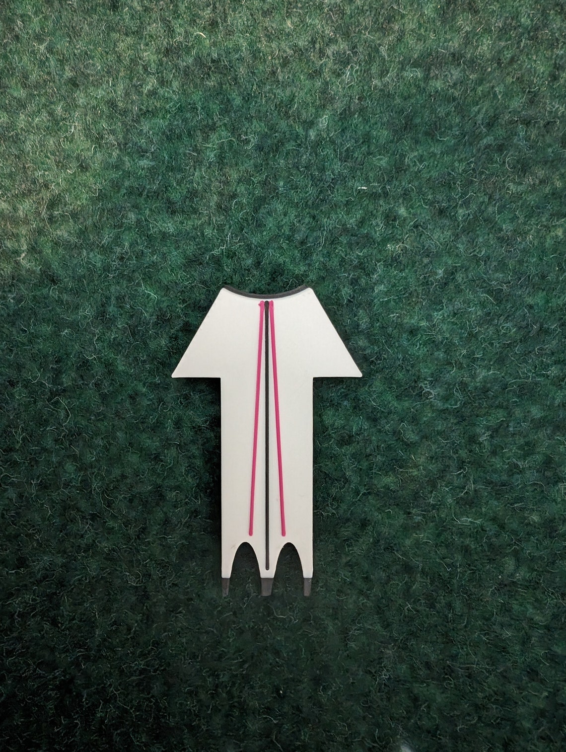 Golf Alignment Ball Marker | Ball Marker Improves Putting Accuracy ...