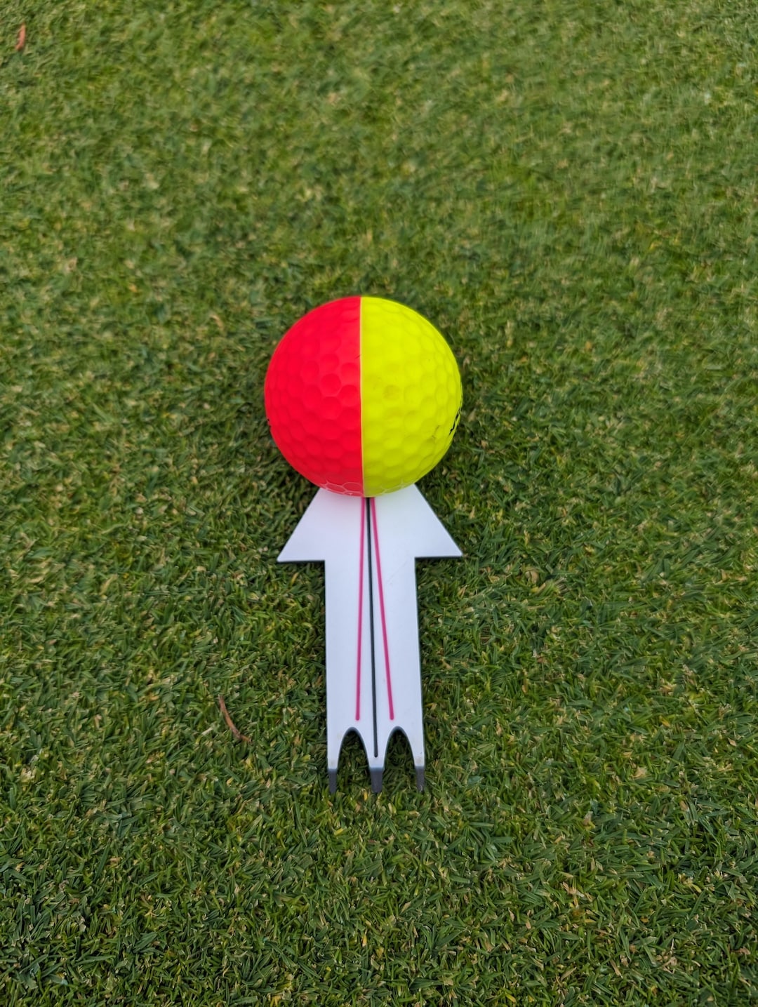 Golf Alignment Ball Marker | Ball Marker Improves Putting Accuracy ...