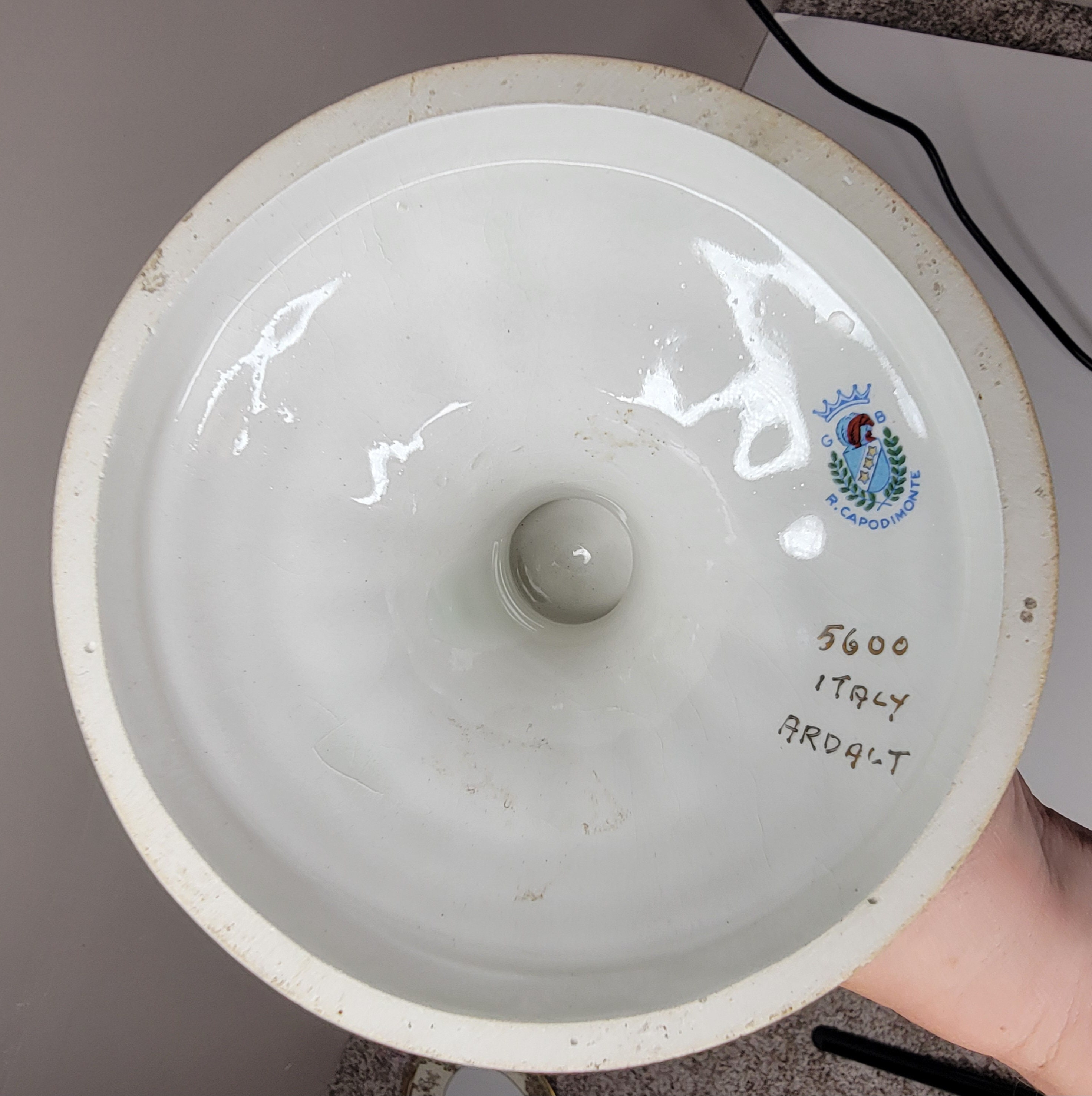 GB R. Capodimonte Ewer Gold Trim Italy Roman High Relief Ardalt 5600 ...