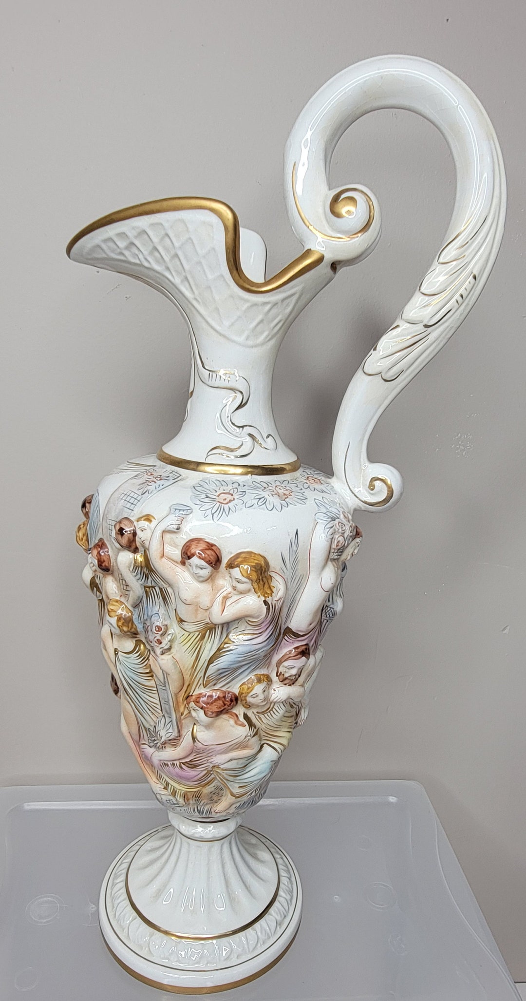 GB R. Capodimonte Ewer Gold Trim Italy Roman High Relief Ardalt 5600 ...