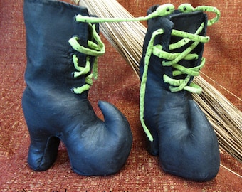 Decorative Witch Boot-wood Cutout-witchy Wood - Etsy