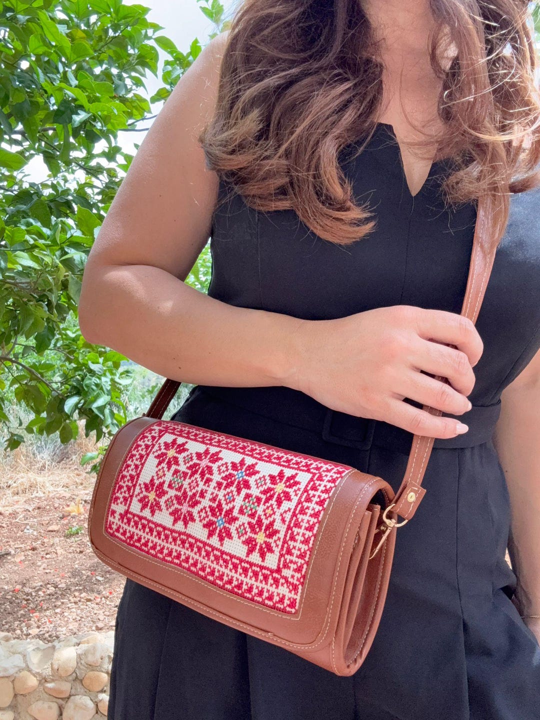 Arabic Tatreez Leather Shoulder Purse With Tatreez Embroidery Handmade ...