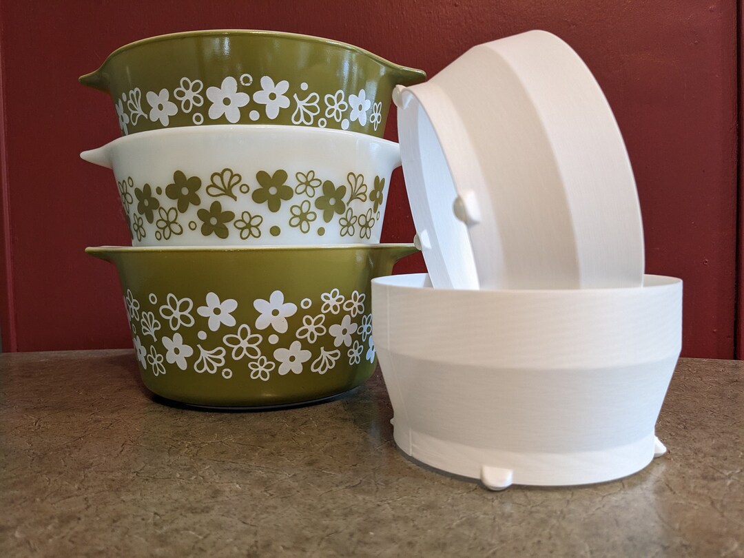Set of 2 Pyrex Casserole Dish 471 472 473 Display Stands Risers 3D ...