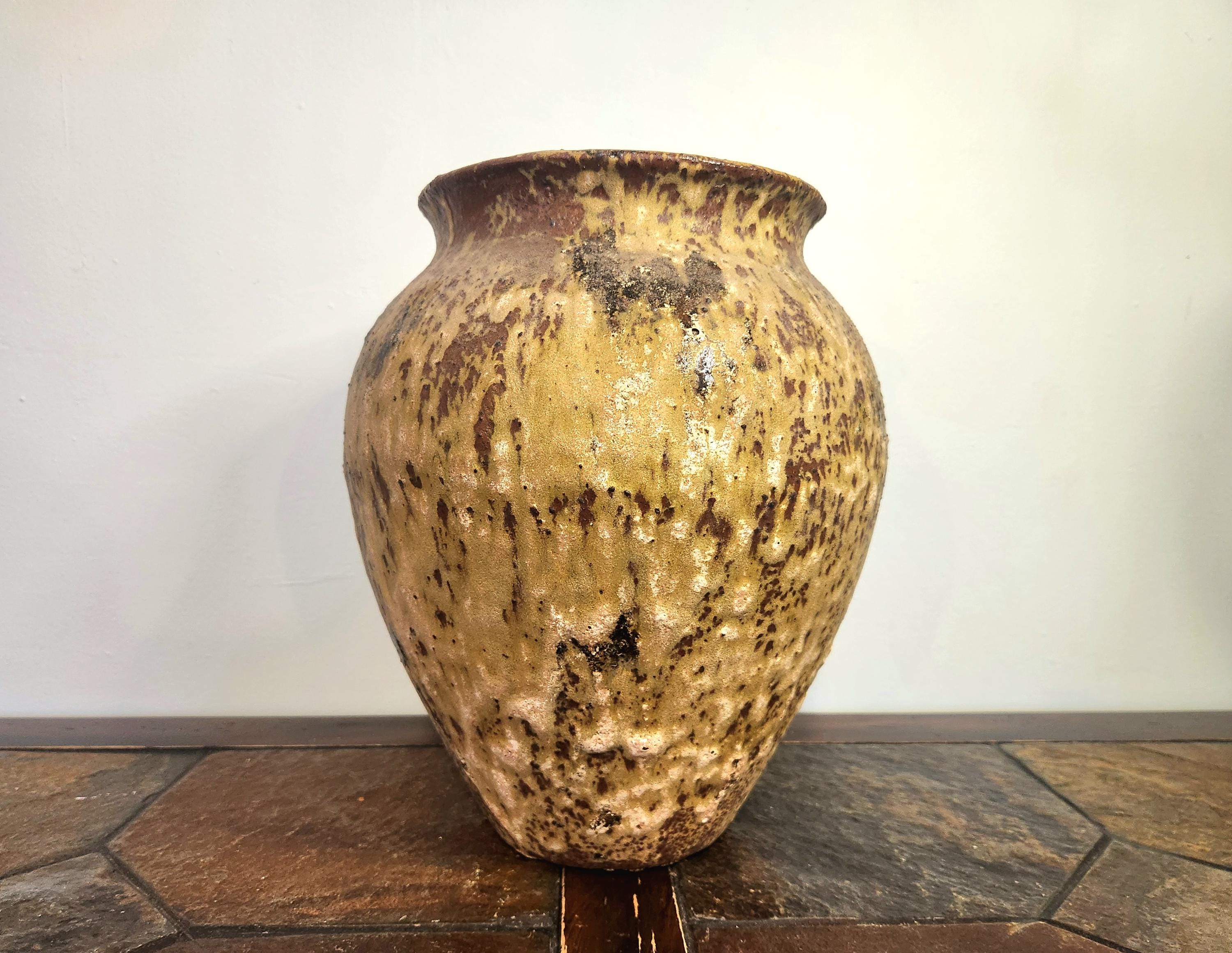 Venus Urn Pandora Rusty Glazed Pot Antique Style Textured Pot Home ...