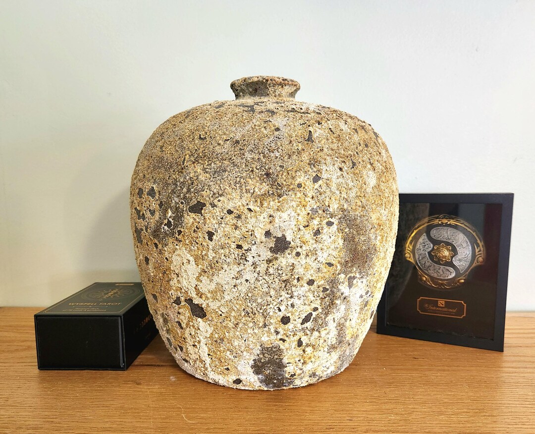 Thebes Pot Yellow Atlantis Stoneware Ceramic Antique Style Textured Pot ...