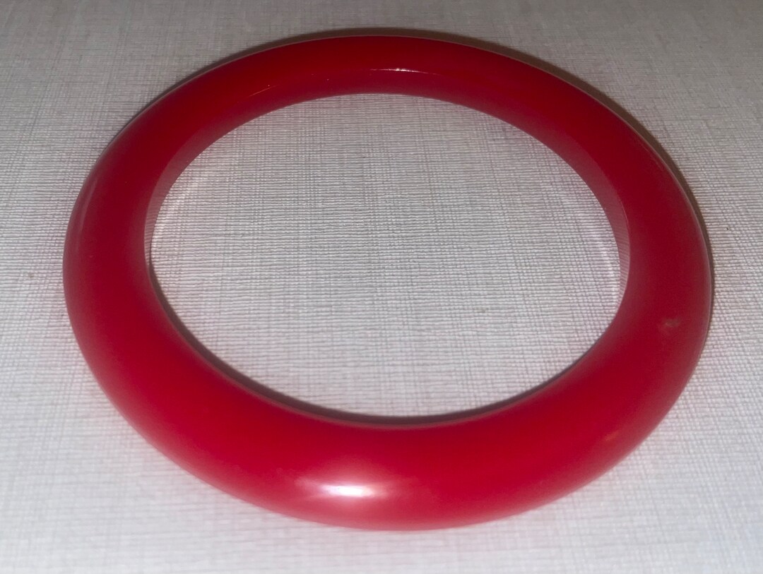 Vintage Cherry Red Bakelite Bangle Bracelet - Etsy