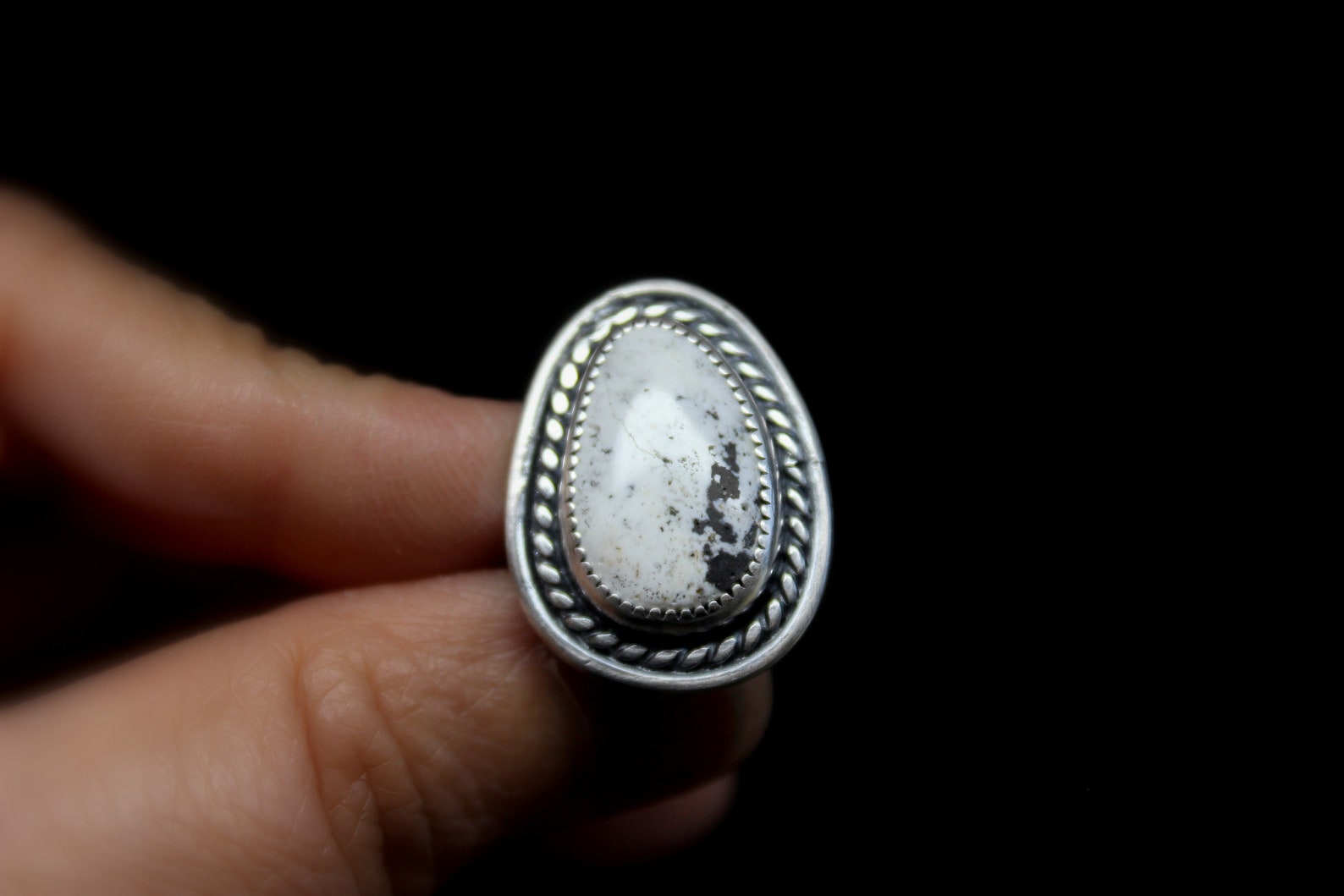 SIZE 6 White Buffalo Teardrop Turquoise Sterling Silver Ring - Etsy