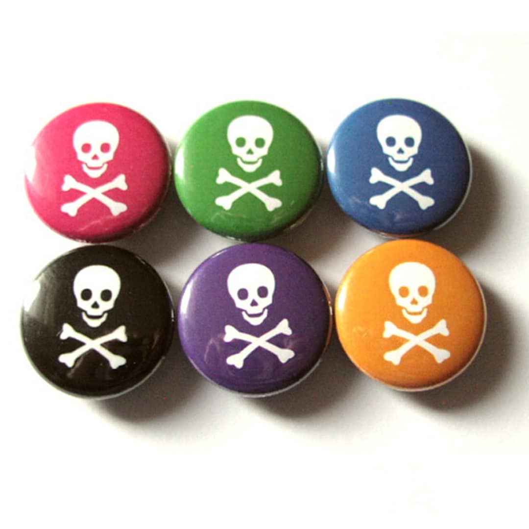 Skull and Crossbones Pins Buttons Badges Pirate Pastel Goth Stocking ...