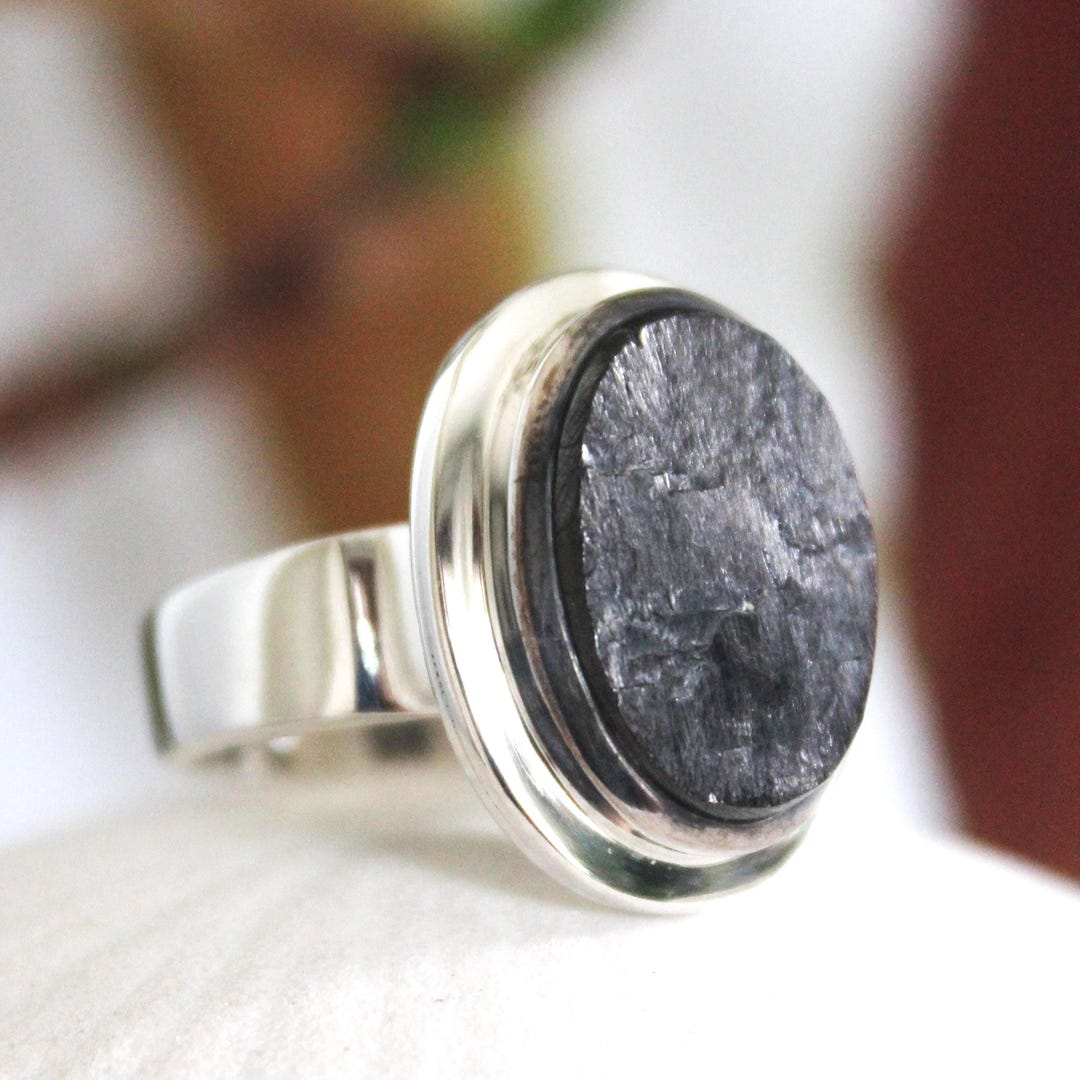 925 Silver Shungite Ring: Natural Stone, Unisex Size 8 - Etsy