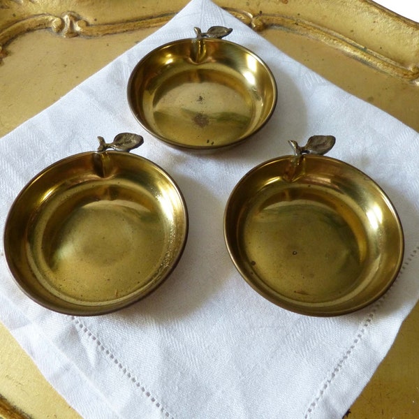 Set of Ashtrays - Etsy