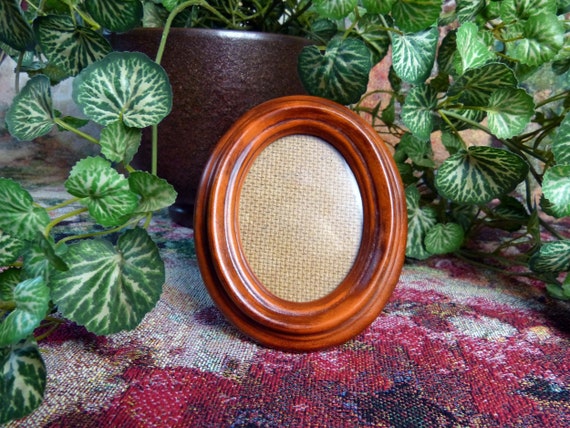 Plastic Oval Frame With Wood Finish Glass Cover & Easel Back - Etsy