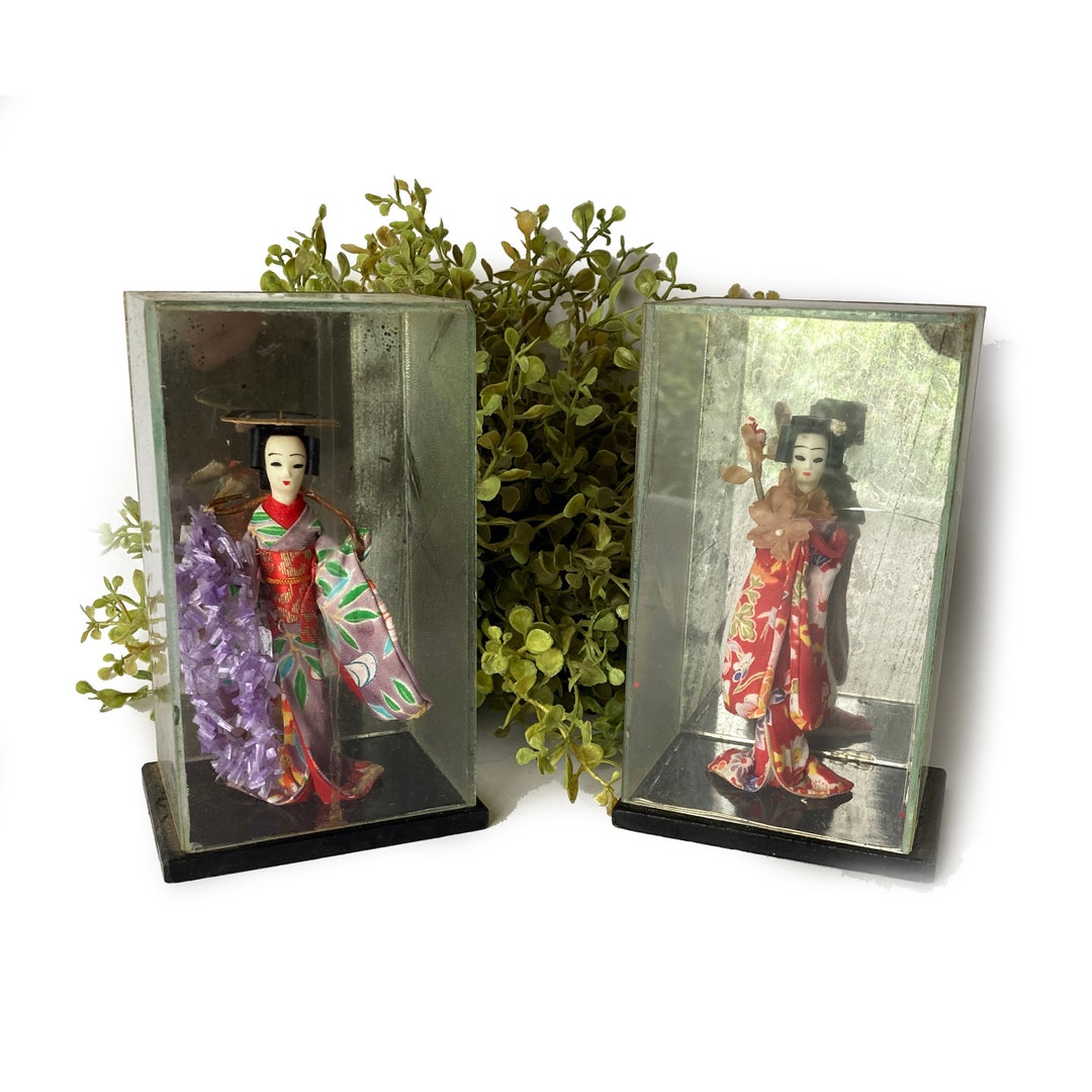 Miniature Japanese Geisha Doll 4" in Glass & Wood Cases Vintage 1960s ...