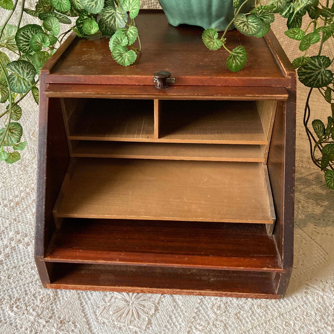 Globe Wernicke Wooden Desk Top Stationery Cabinet No. 5 Disappearing ...