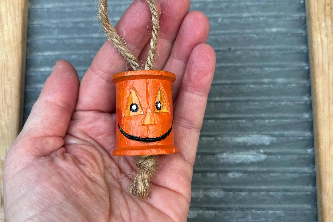 Wood Carved Jack O Lantern Spool, Primitive Halloween Ornament, Vintage ...