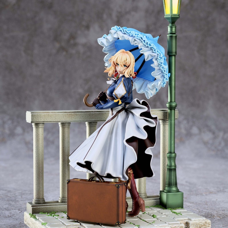 Violet Evergarden Figure - Etsy