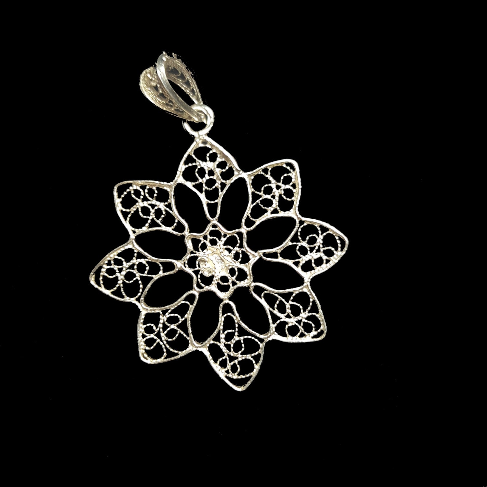 Snowflake - Silver Filigree Pendant (optional Chain) - Etsy