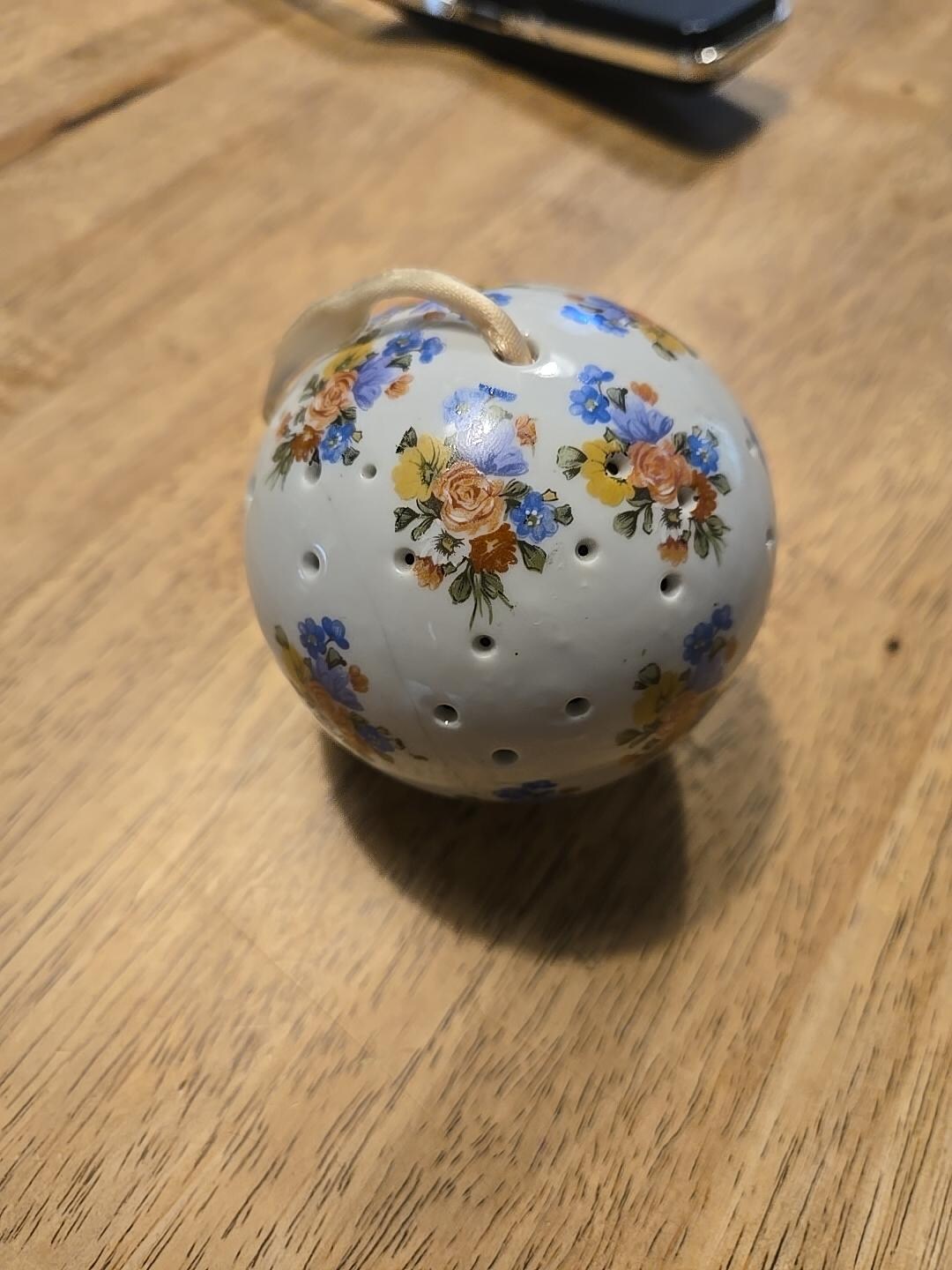 Vintage Ceramic Potpourri Ball, Pomander, With Freshly Dried Lavender ...