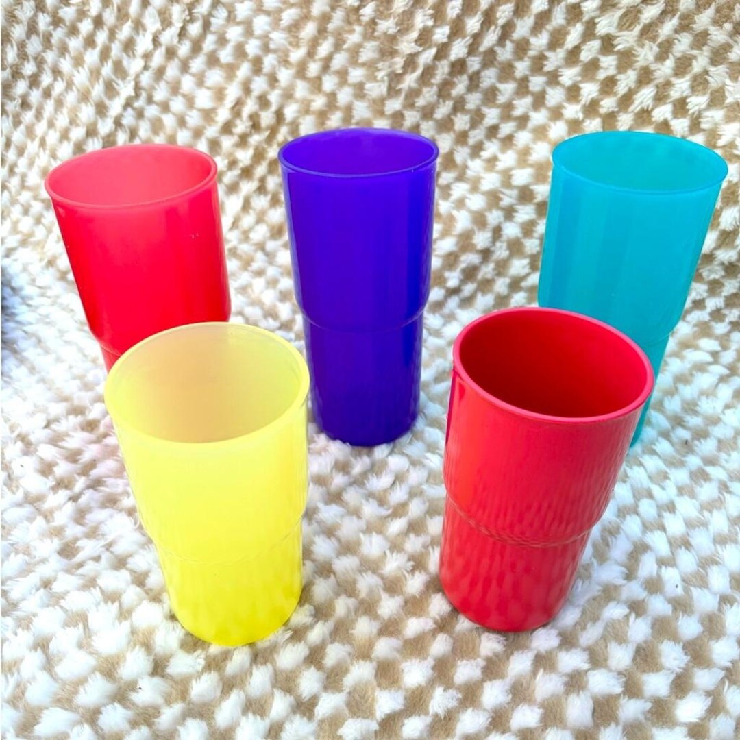 Set of 5 Vintage Tupperware Tumblers -12 Oz & 18 Oz | Rainbow Colors ...
