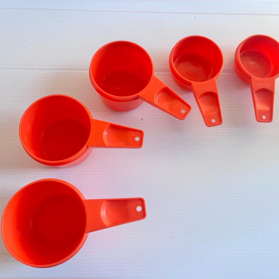 Vintage Tupperware Measuring Cups Set Orange 6 Pieces - Etsy