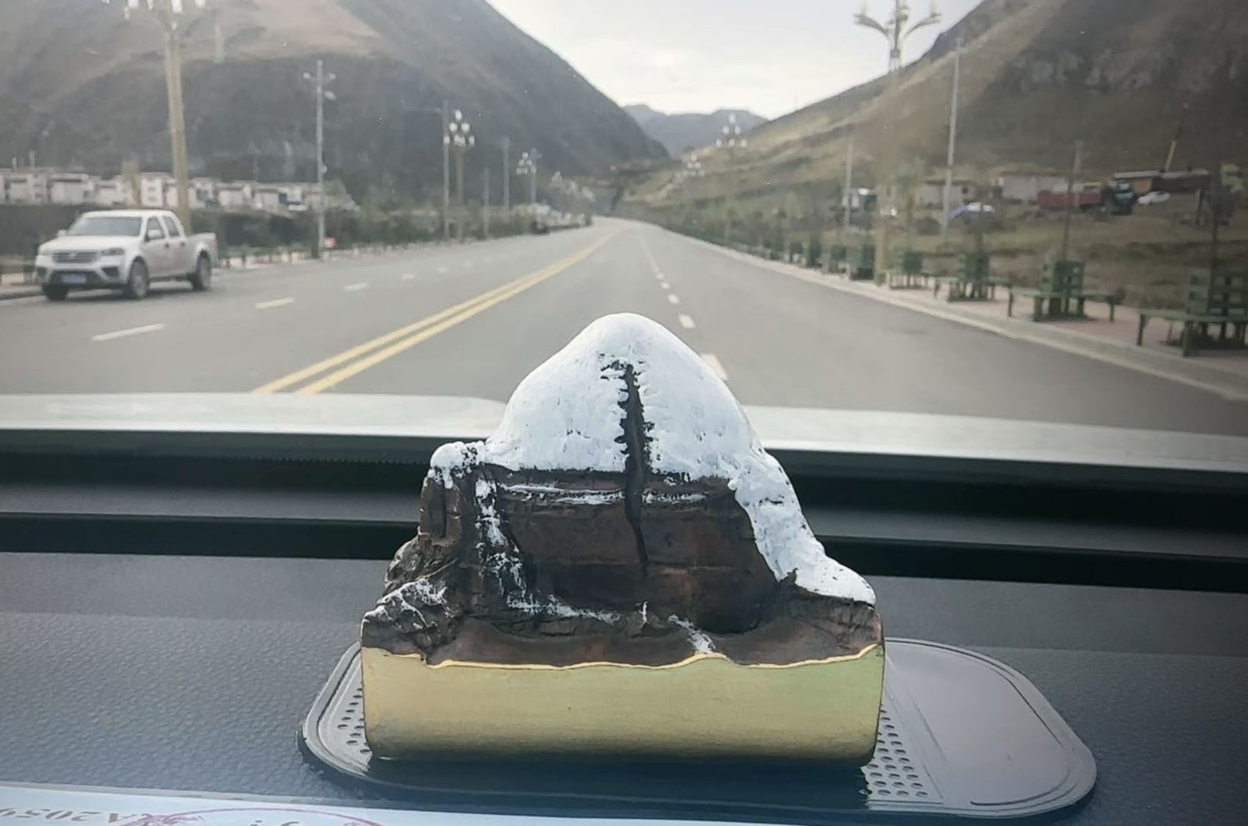 Mt. Kailash Interior Car Dashboard Decoration - Etsy