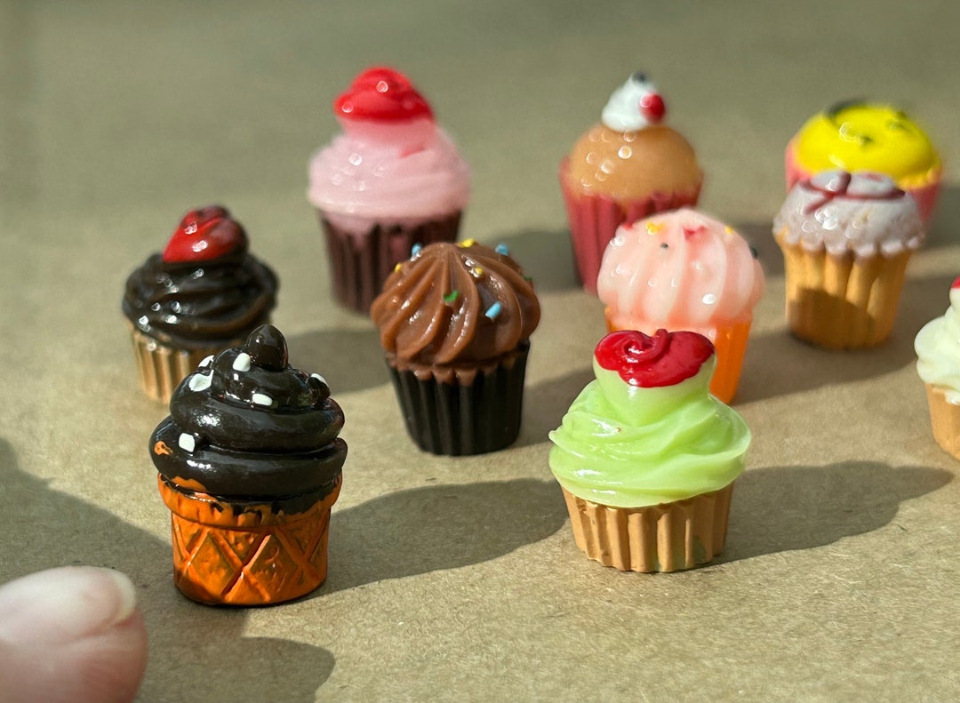 Dollhouse Miniature Cupcakes - 12 Pieces - Etsy
