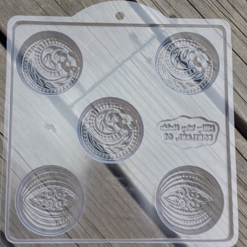 Button Soap - Etsy
