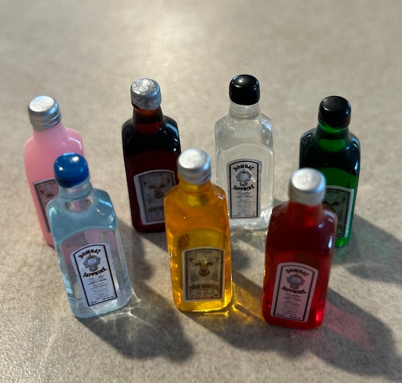 Dollhouse bottles store