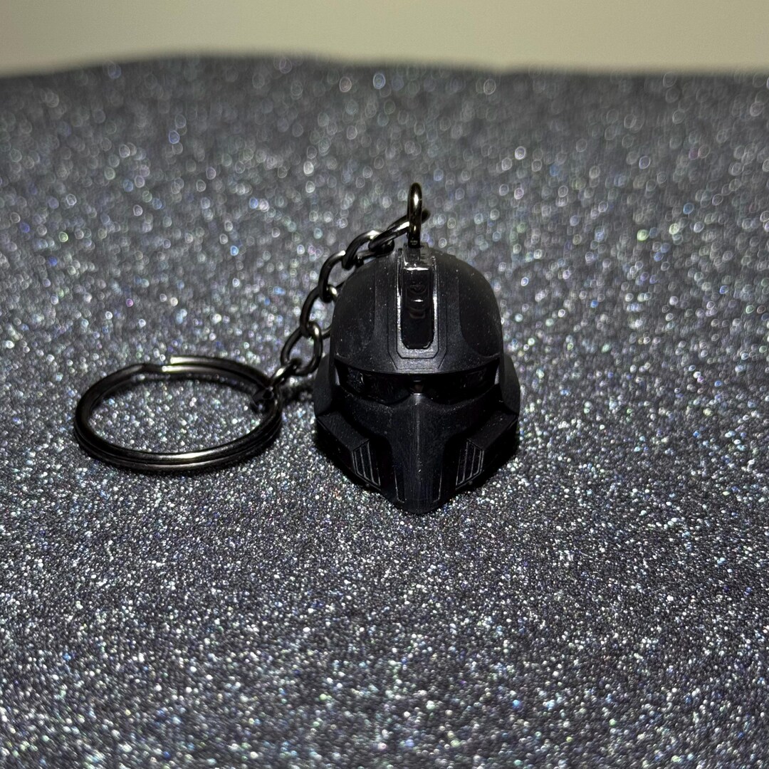 Helldivers 2 Hero of the Federation Keychain/ Charm - Etsy