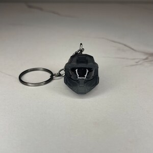 Halo Master Chief Helmet Keychain/ Charm - Etsy