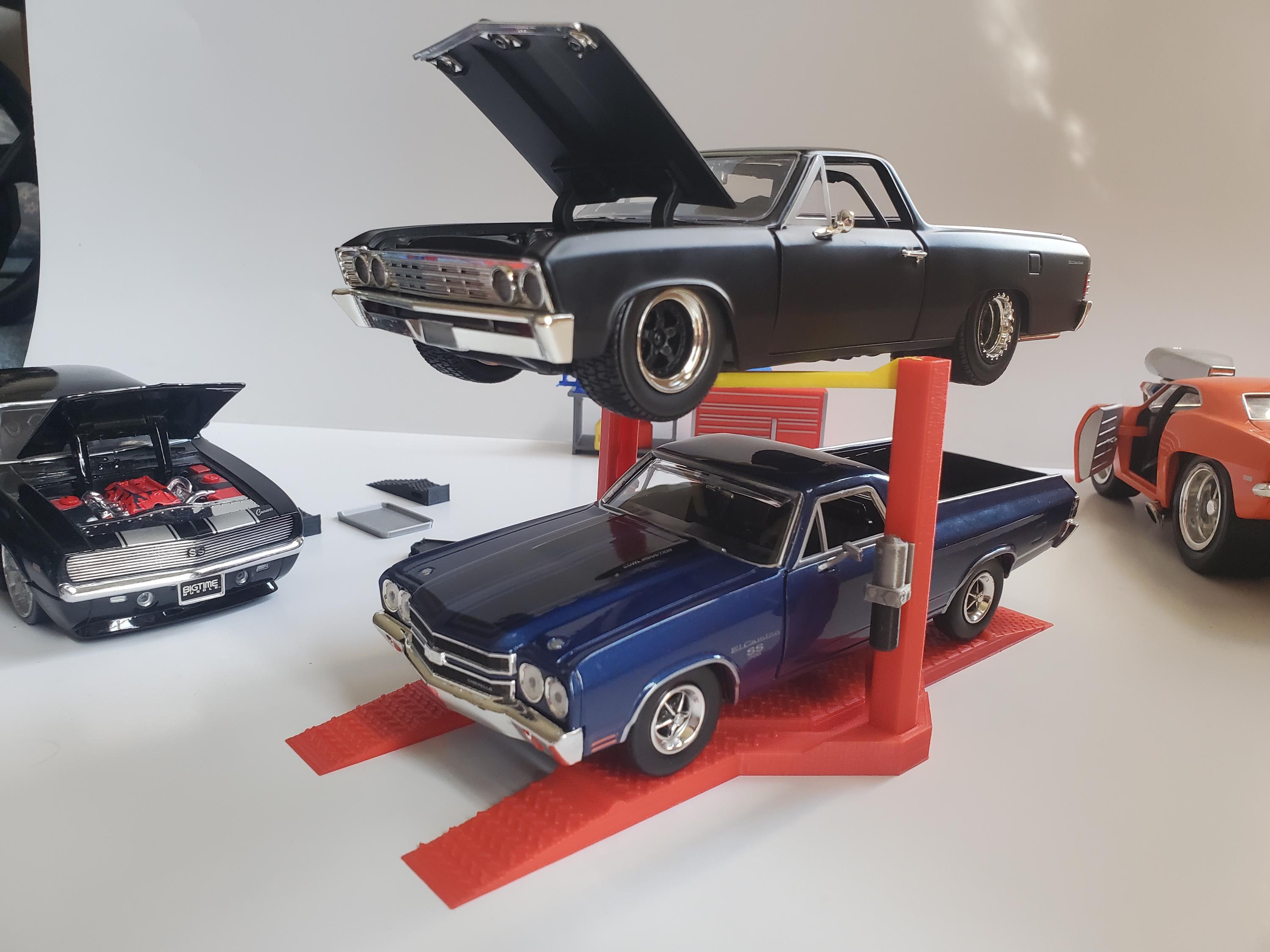 2 Post Lift for 1/24 Scale Garage Mini Display RC Double Stack Car ...