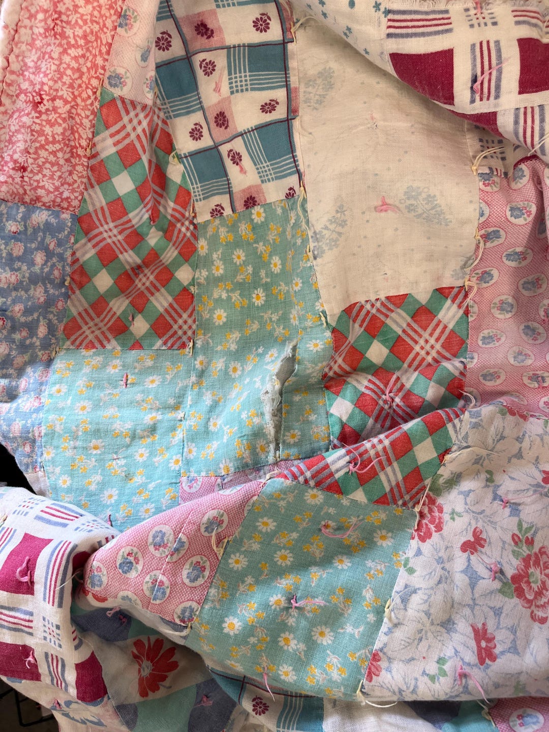 Vintage Feedsack Quilt Snippet Roll Base Hand Tied Quilt 4”x 80 ...