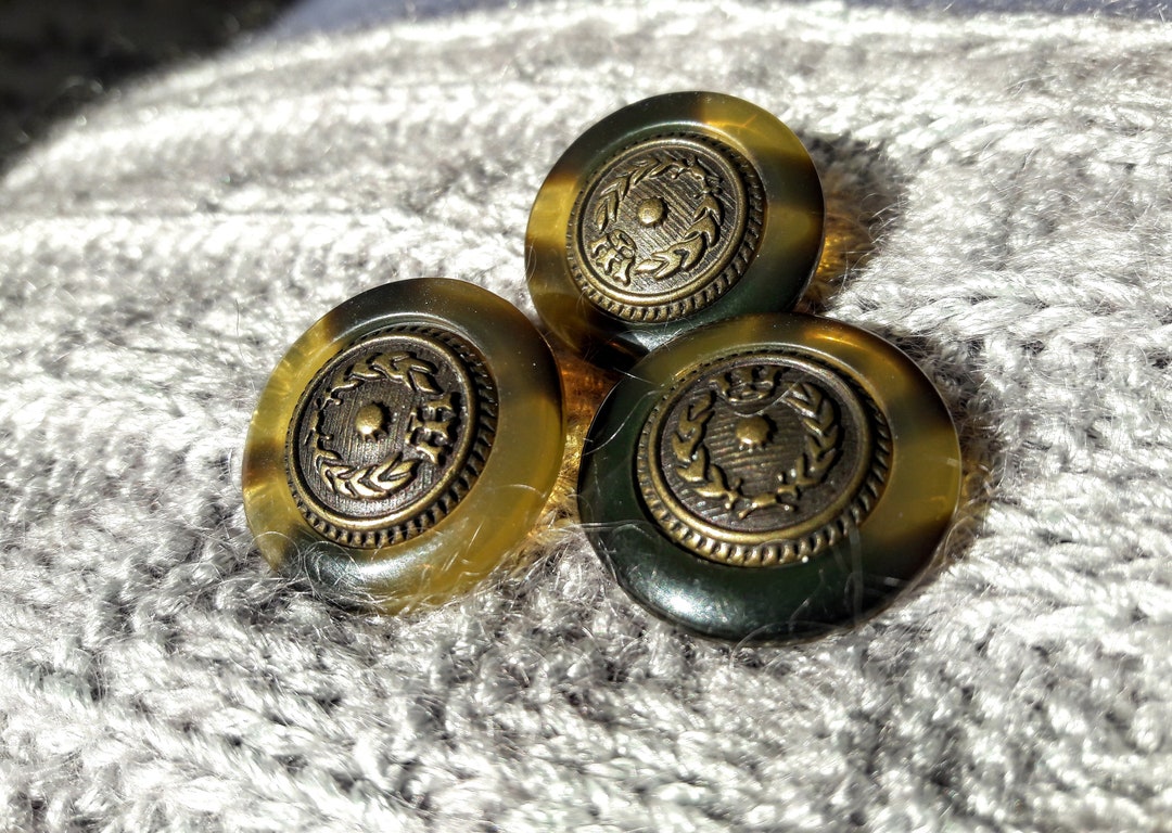 Tortoiseshell Lucite Buttons With Bronze Wreath Inlay; Set of 3; 24 Mm ...