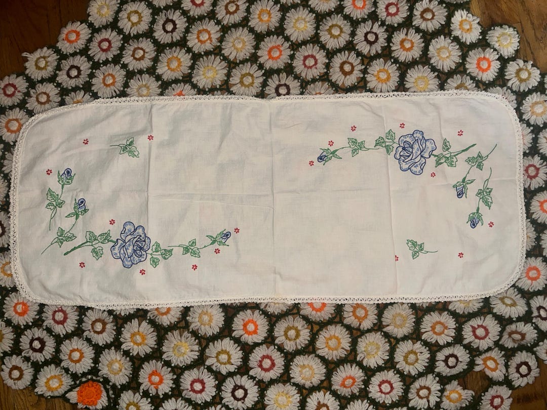 Vintage Floral Embroidered Table Runner - Etsy