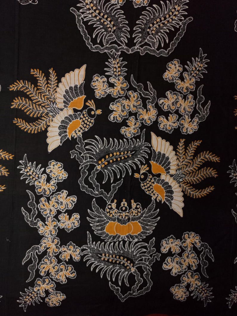 Traditional Batik Caplis Cirebon - Cotton Fabric Indonesia - Fashion ...