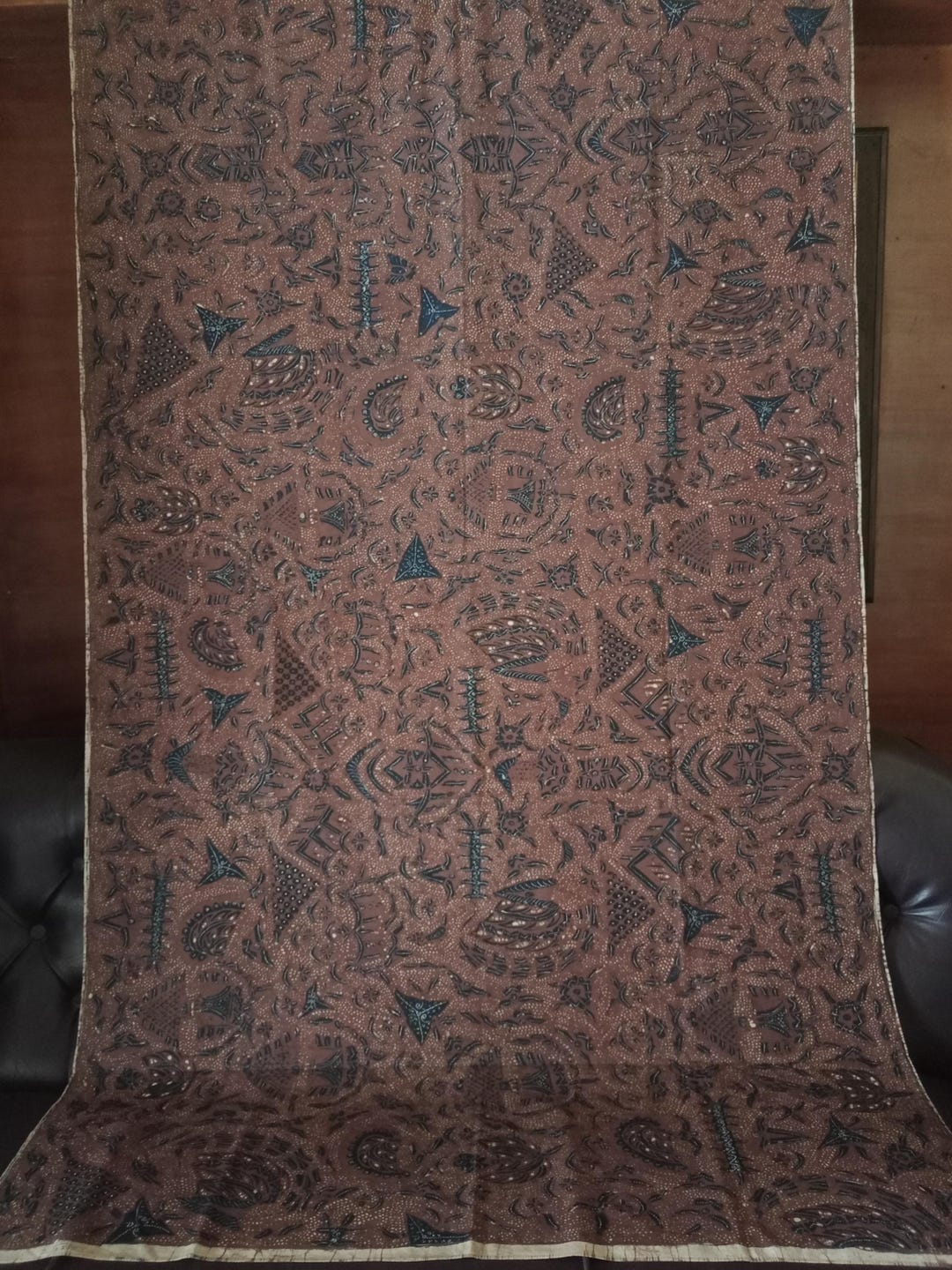 Vintage Sogan Batik Tulis Lawas • Antique Javanese Hand-drawn Textile ...