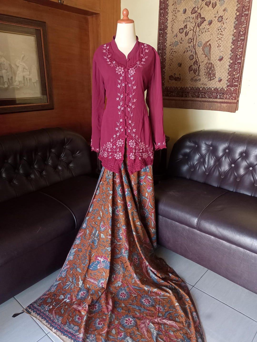 Vintage Indonesian Kebaya Set With Rare Batik Tiga Negeri | Maroon ...