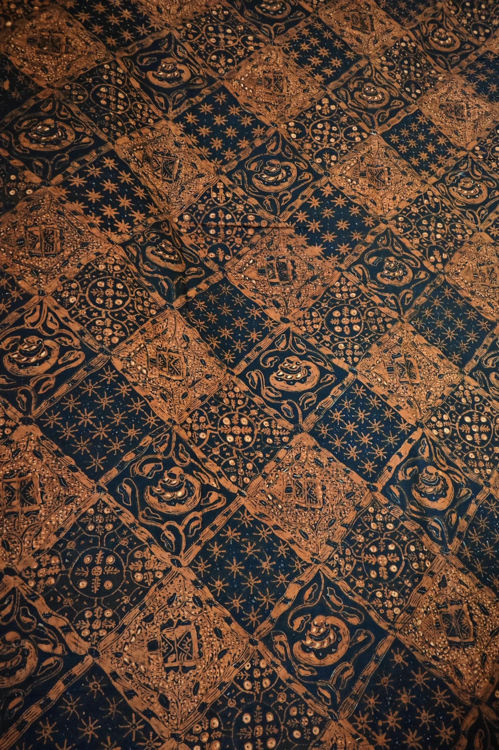 Traditional Indonesian Batik Tulis Sogan | Hand Drawn Batik Artisan ...