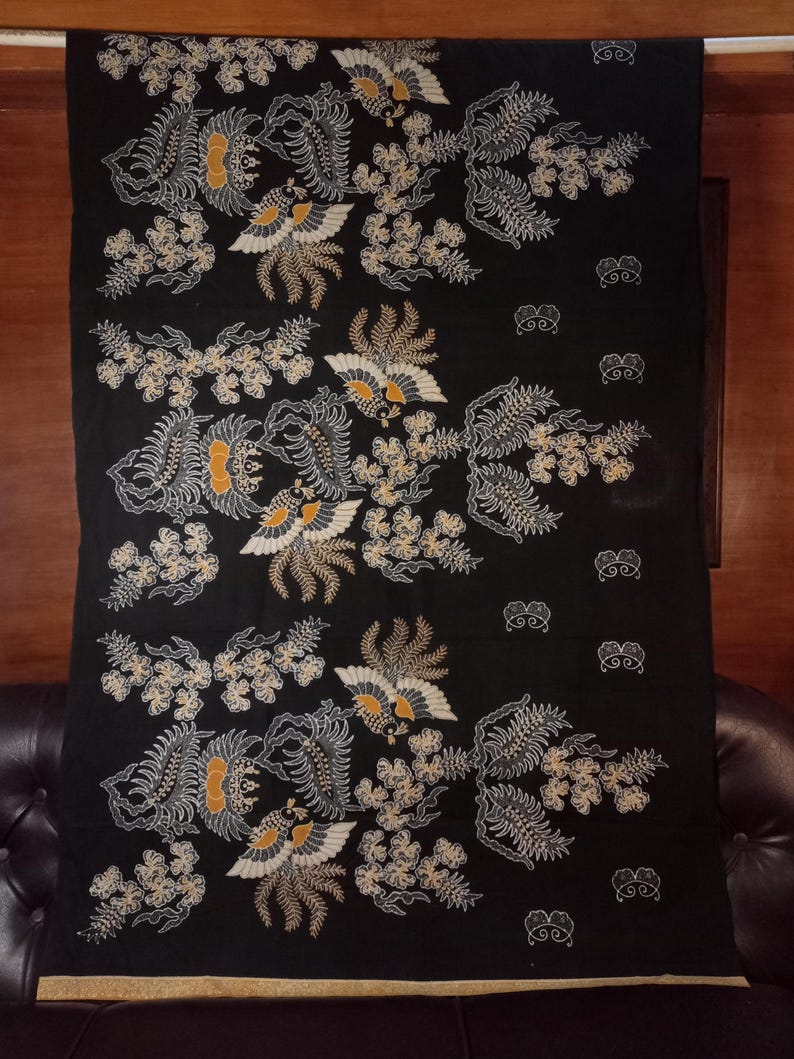Traditional Batik Caplis Cirebon - Cotton Fabric Indonesia - Fashion ...