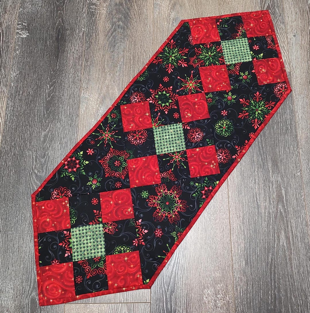 Hand Quilted Irish Chain Table Runner/table Topper/ Table Decor for Christmas - Etsy