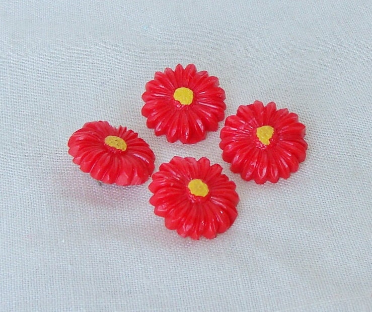 Set of 4 Red & Yellow Realistic Flower Buttons Vintage Plastic Buttons ...