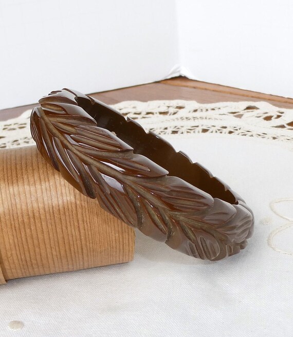 Vintage Bakelite Bracelet Carved Design Dark Chocolate - Gem