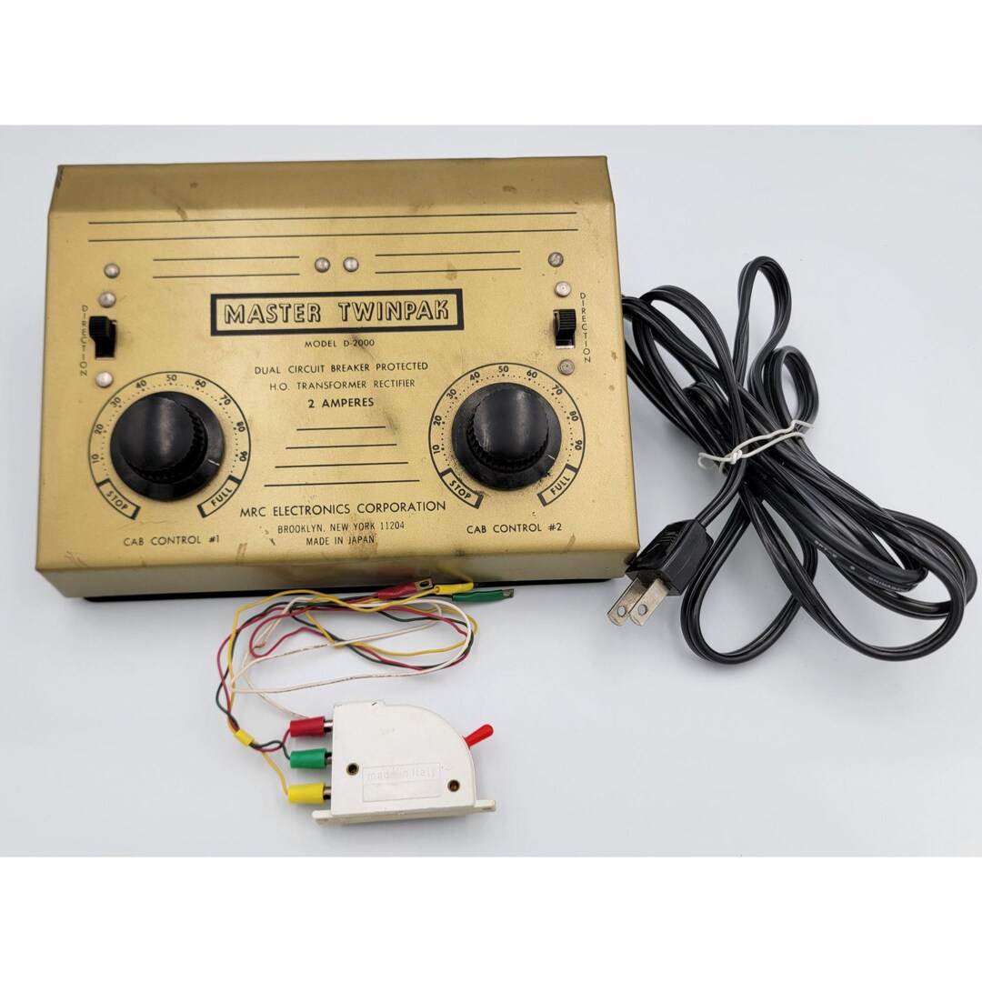 Vtg MRC Imperial HO Transformer Model D2000 Train Master Twinpak ...