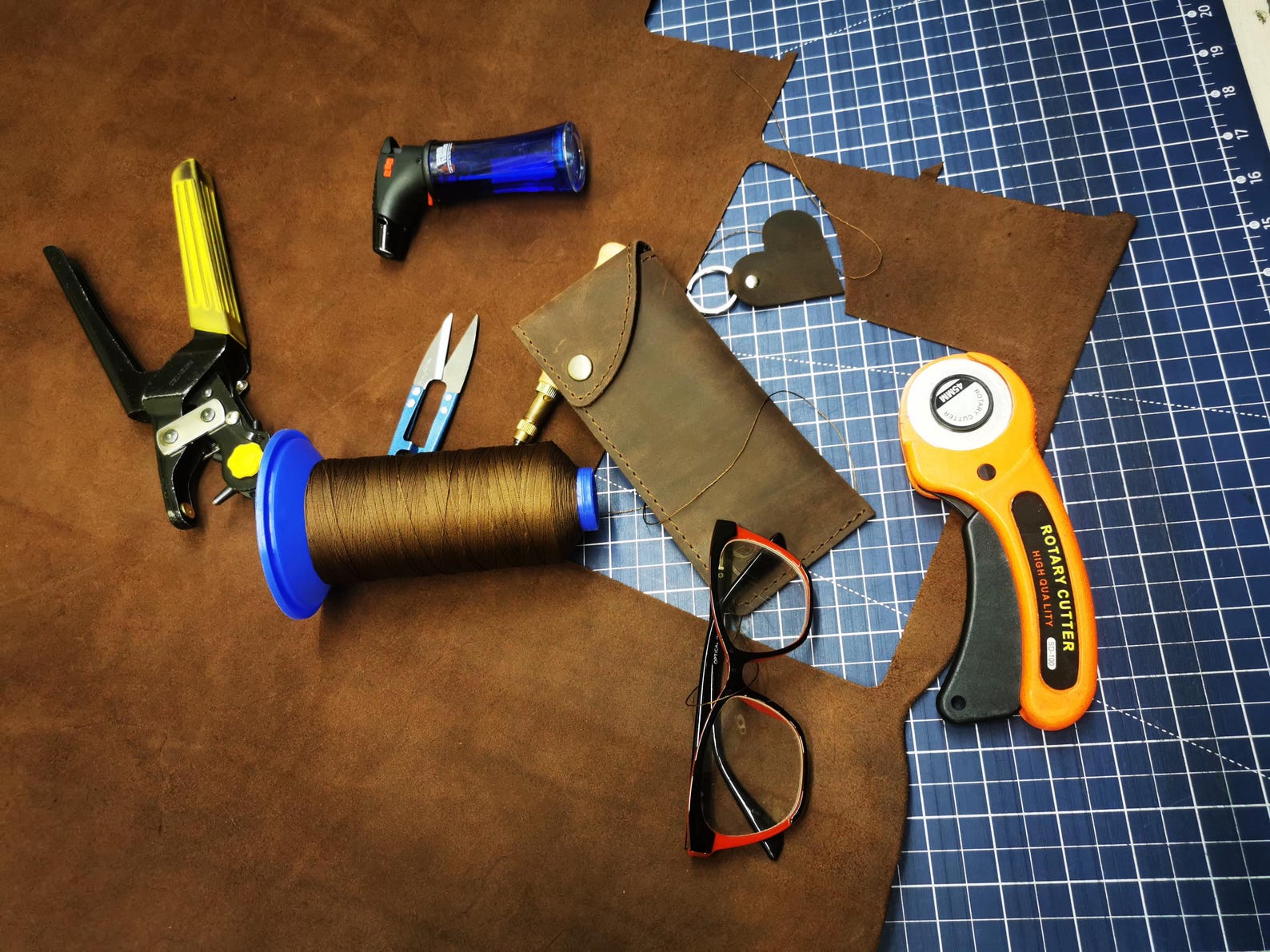 PDF Pattern Glasses Case - Easy DIY Leather Glasses Sunglasses Case ...