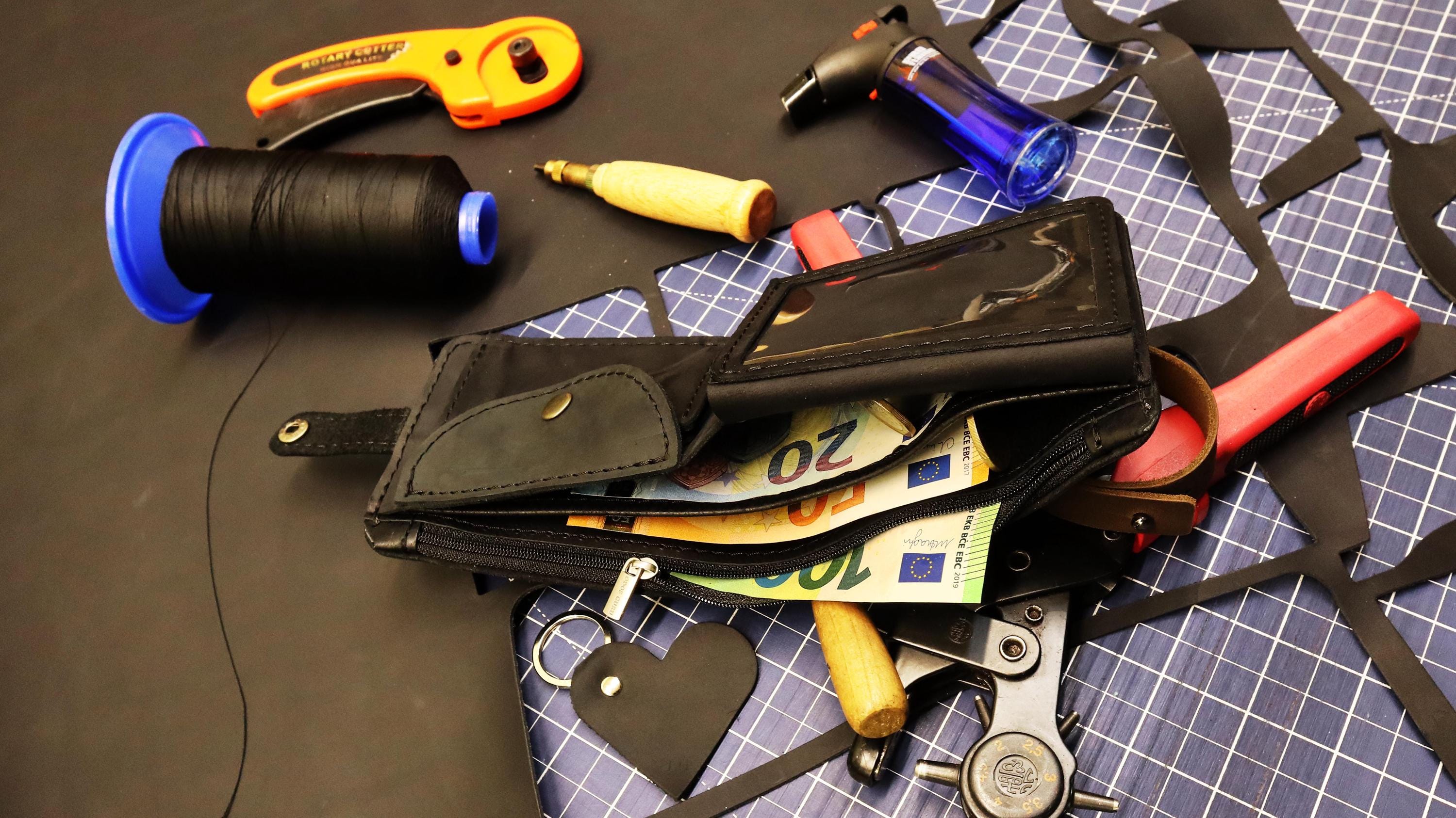 PDF Pattern for Making Business Class Men Bifold Leather Wallet With ...