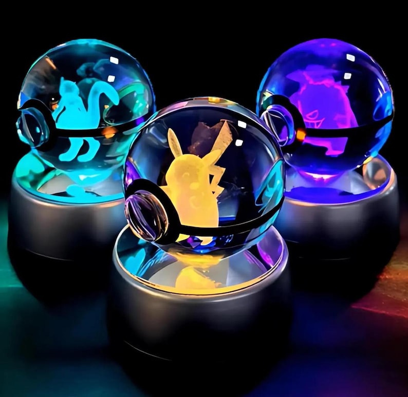 Personalised 3D Pokemon Crystal Pokeball Night Light | LED Colour ...